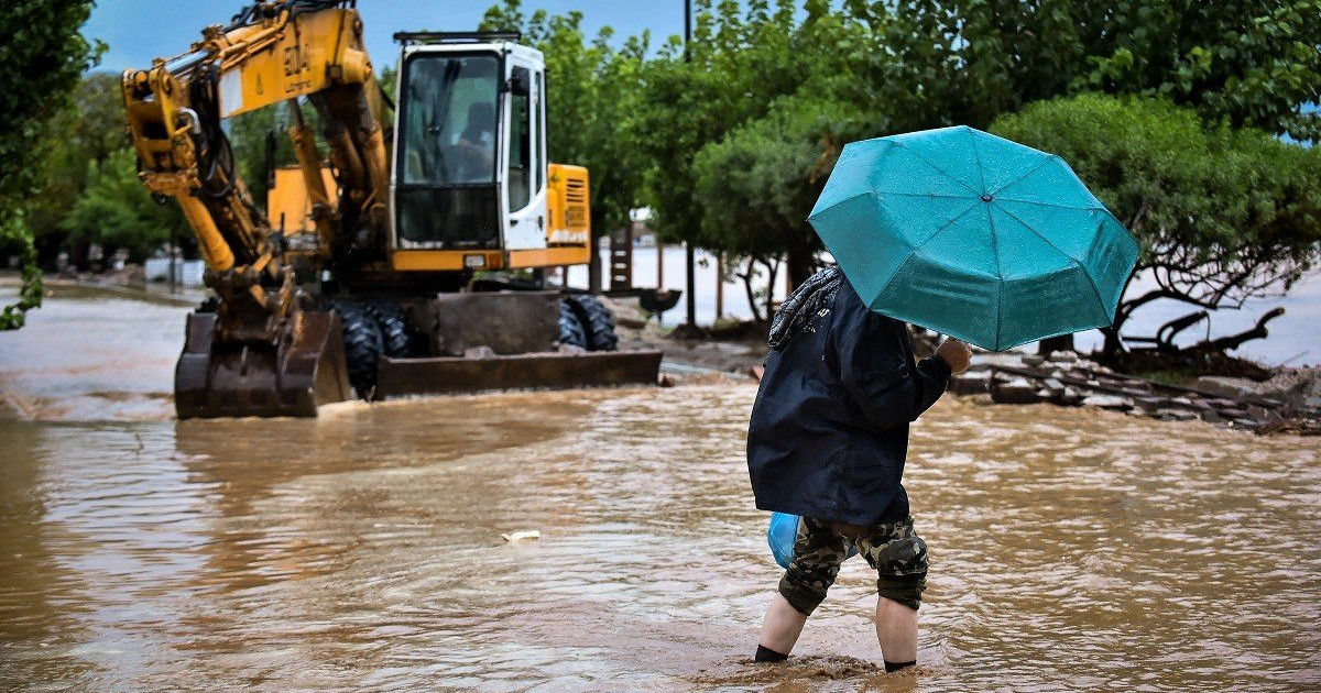 Κακοκαιρία Elias: «Βούλιαξε» ο Βόλος, νέο 112 για απαγόρευση της κυκλοφορίας -Το 80% της πόλης ...