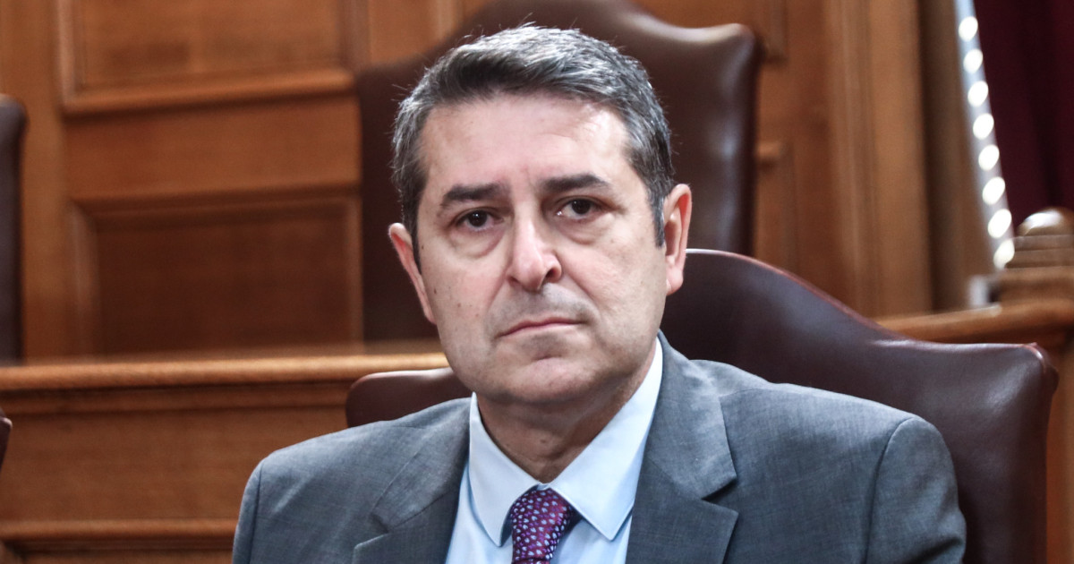Ώρες αγωνίας για τον Γιώργο Μυλωνάκη: «Κλείνει» 24ωρο στη ΜΕΘ - Οι ...