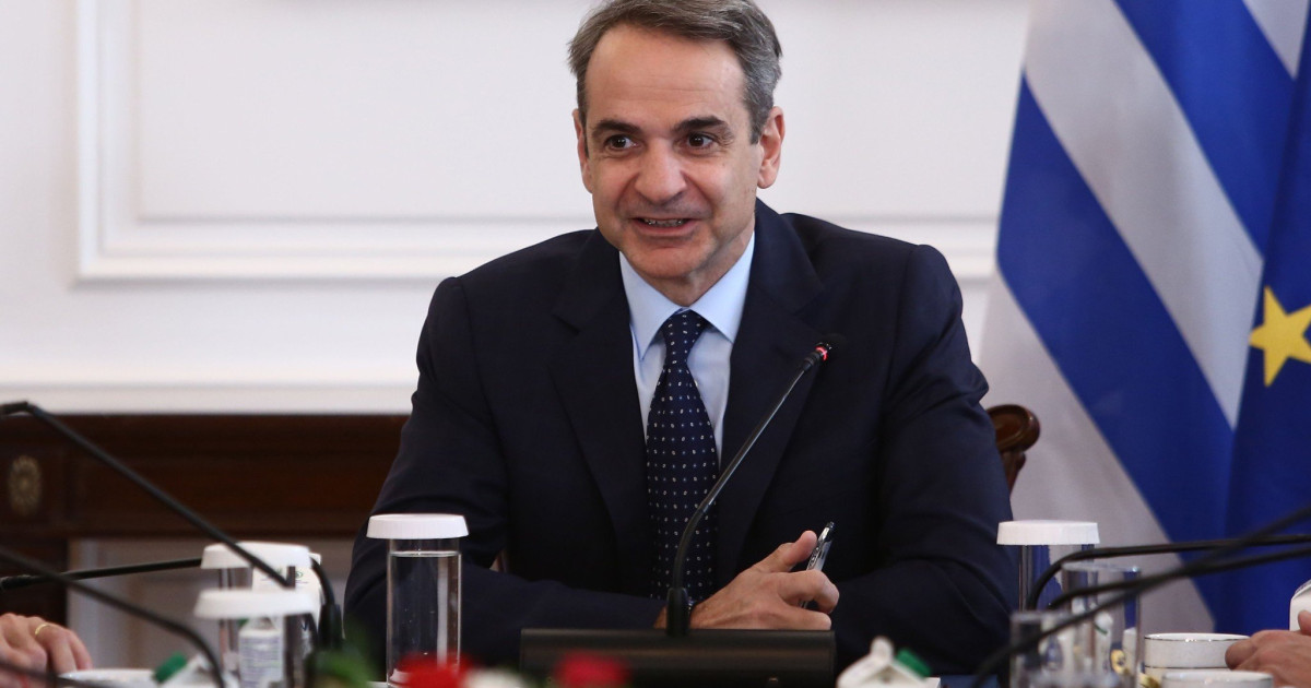Υπουργικό Συμβούλιο: Στα 830 ευρώ ο κατώτατος μισθός - Αυξάνονται 18 ...