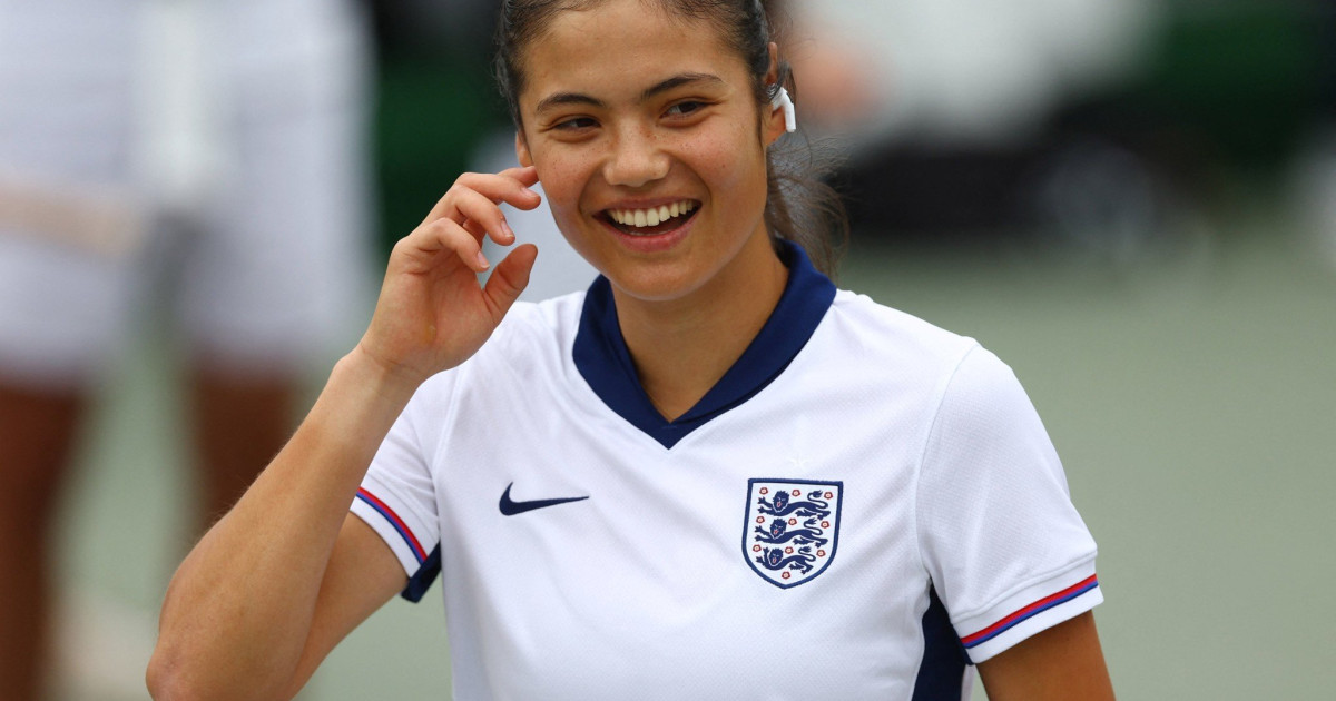 Εντός έδρας προπονήσεις στο Wimbledon για την Έμα Ραντουκάνου με στιλ ...