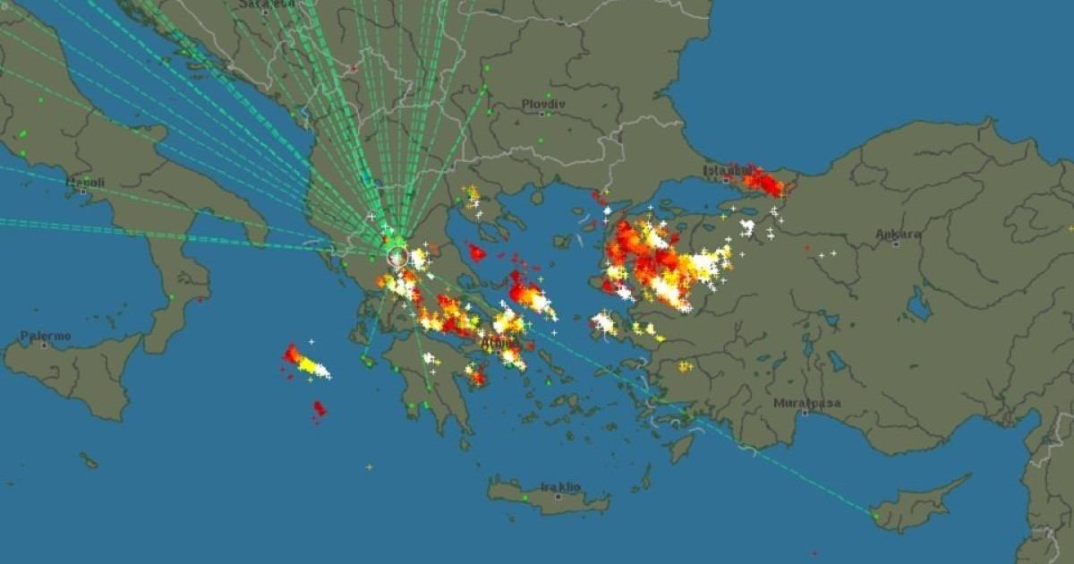 Καταιγίδα στην Αττική: Δείτε LIVE τον χάρτη των κεραυνών - Πού είναι ...