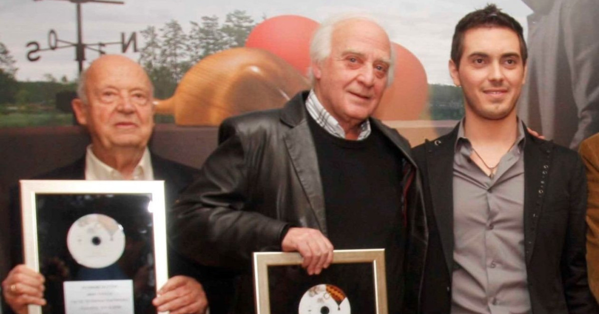 Χατζηνάσιος για Μίμη Πλέσσα: «Όπως είναι η Βουγιουκλάκη στον ...