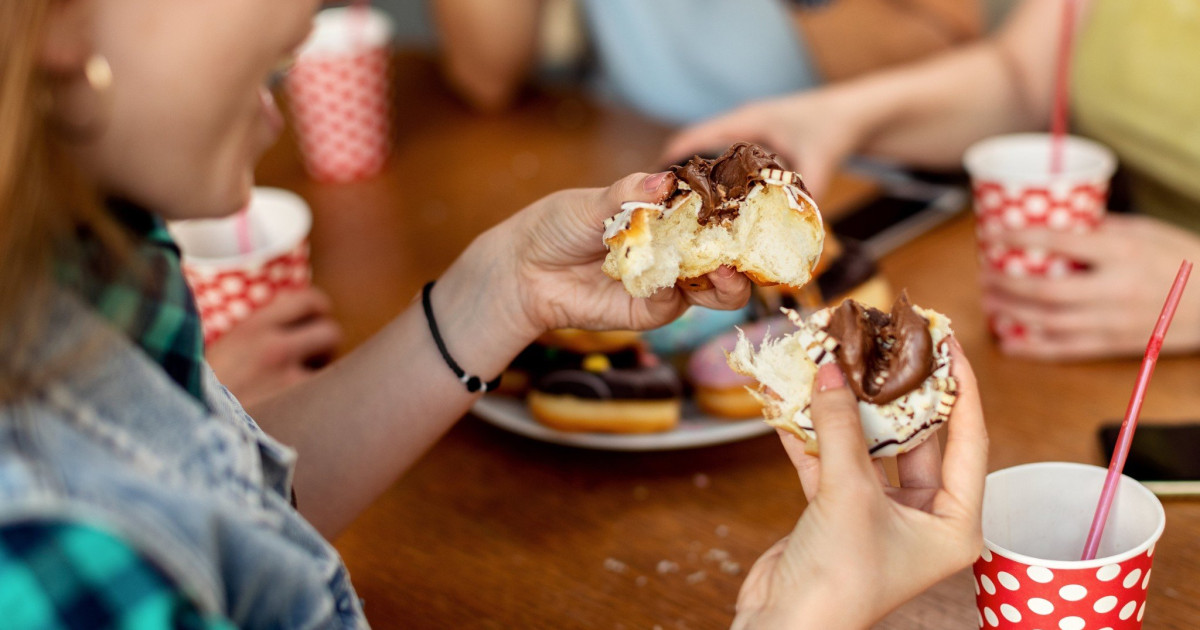 Εσύ το ήξερες; Γιατί μετά το φαγητό θες να φας και κάτι γλυκό | Flash