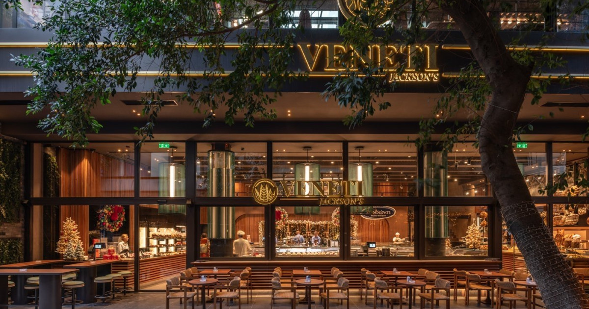 Jackson Hall: Το 90's στέκι στο Κολωνάκι επέστρεψε - Οι διαφορές με το ...