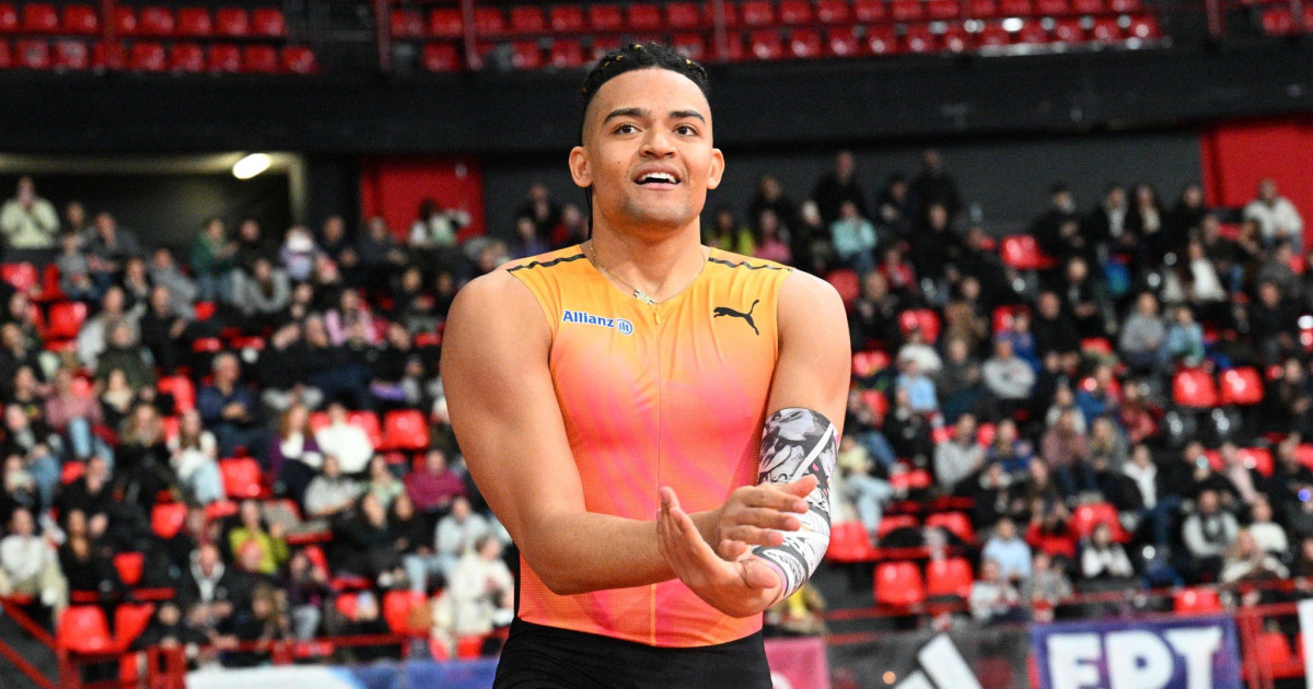 Πέτα Μανόλο, πέτα: Ασύλληπτος Καραλής και νέο πανελλήνιο ρεκόρ στα 6 ...