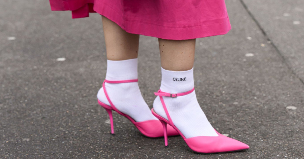 Sock trend... Τα fashion girls είναι έτοιμα να ακολουθήσουν την πιο ...