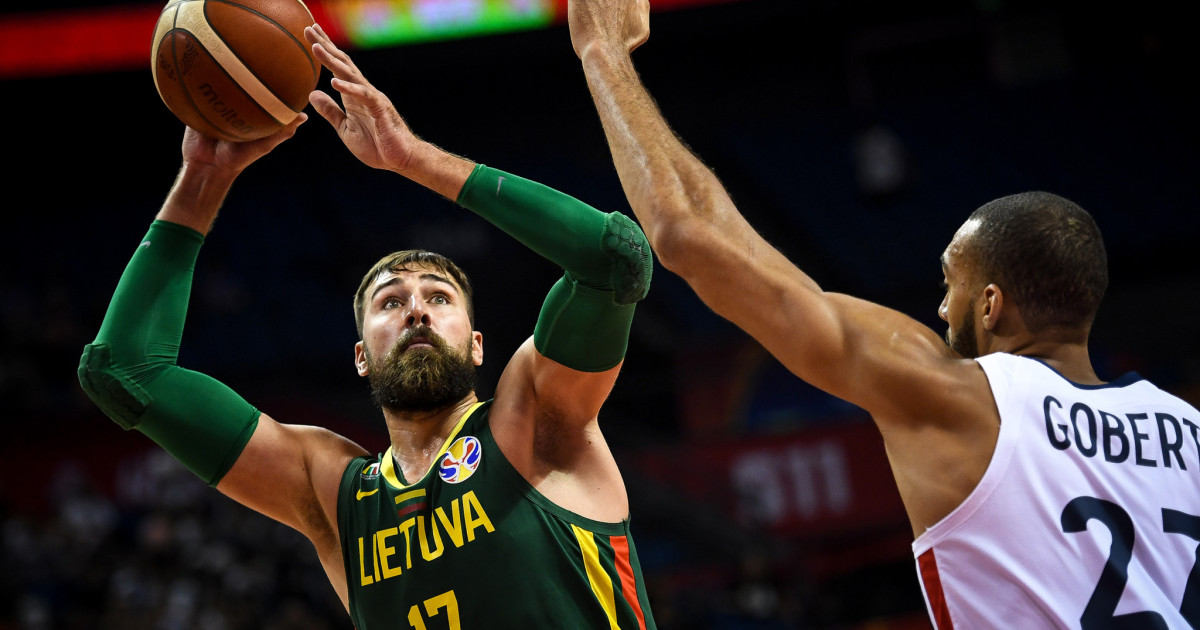 Θέμα στο ESPN η πιθανή αποχώρηση του Βαλαντσιούνας: «Απίστευτο πλήγμα ...