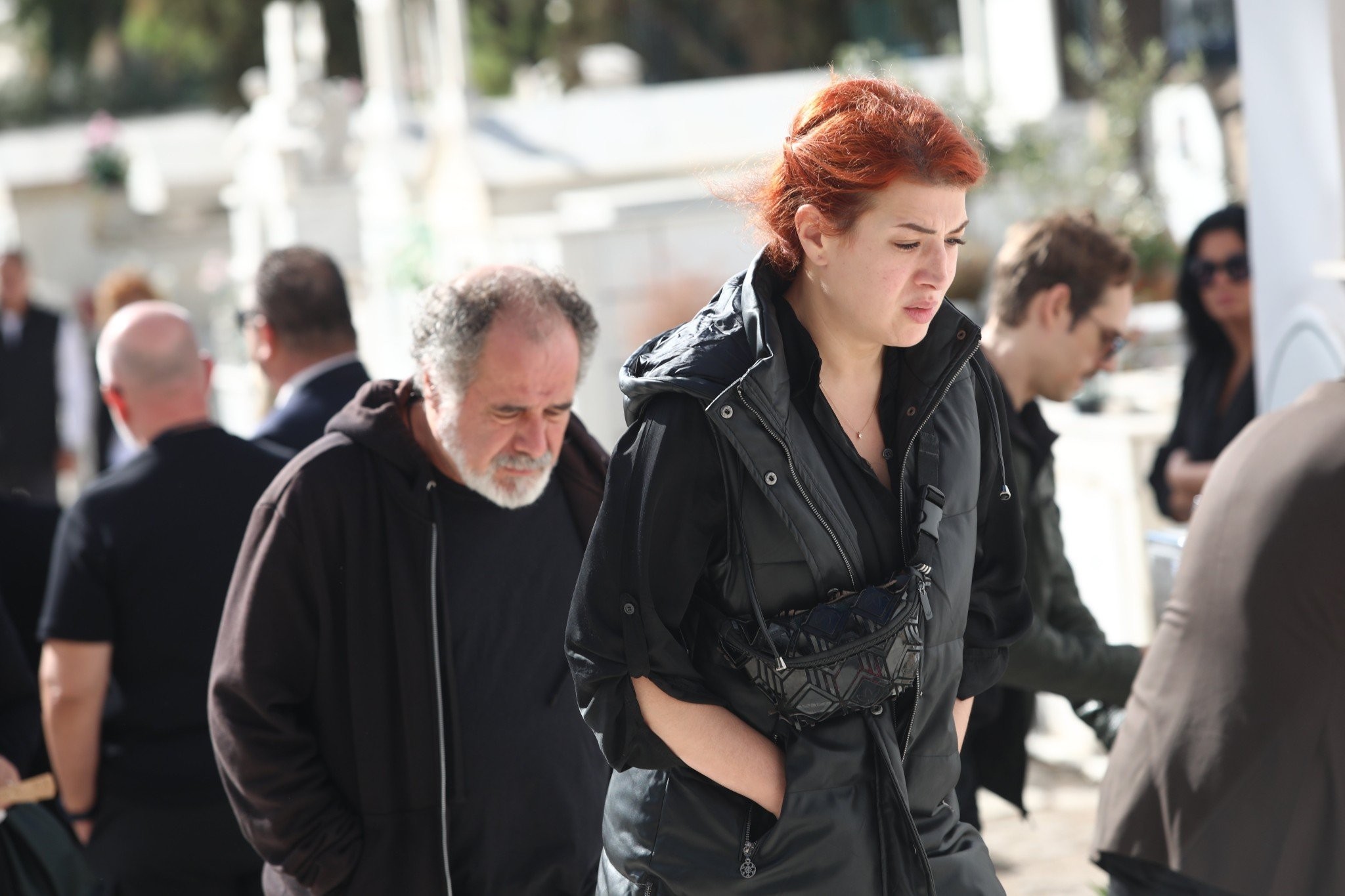Κάτια Νικολαΐδου: Ράγισε καρδιές η μητέρα της στην κηδεία | Flash